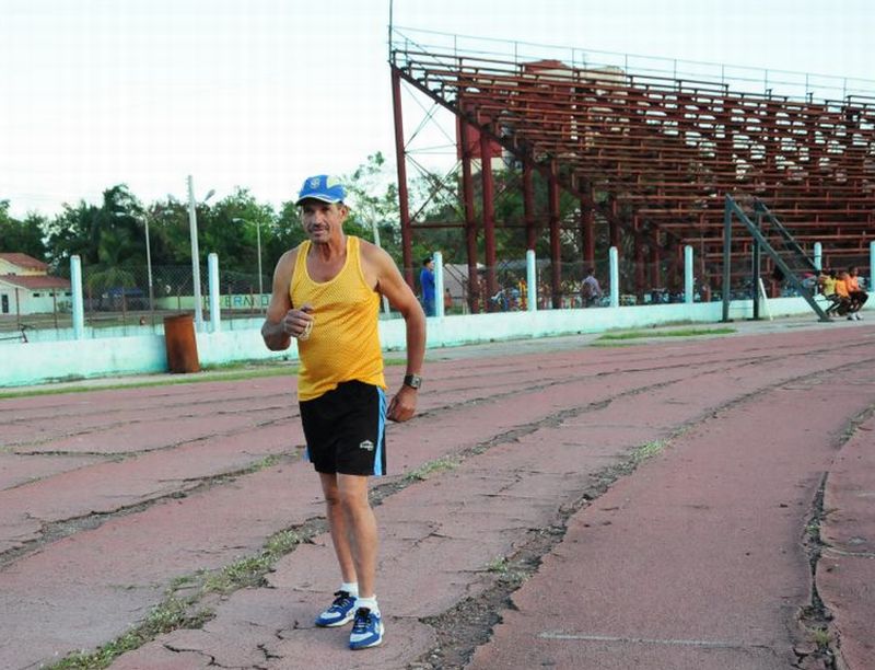 Luis Félix Borroto Lapera: Si no corro me enfermo – Escambray